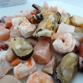 Premium Seafood Chowder Mix 1kg Pack/Frozen | Solander Gourmet Seafood ...